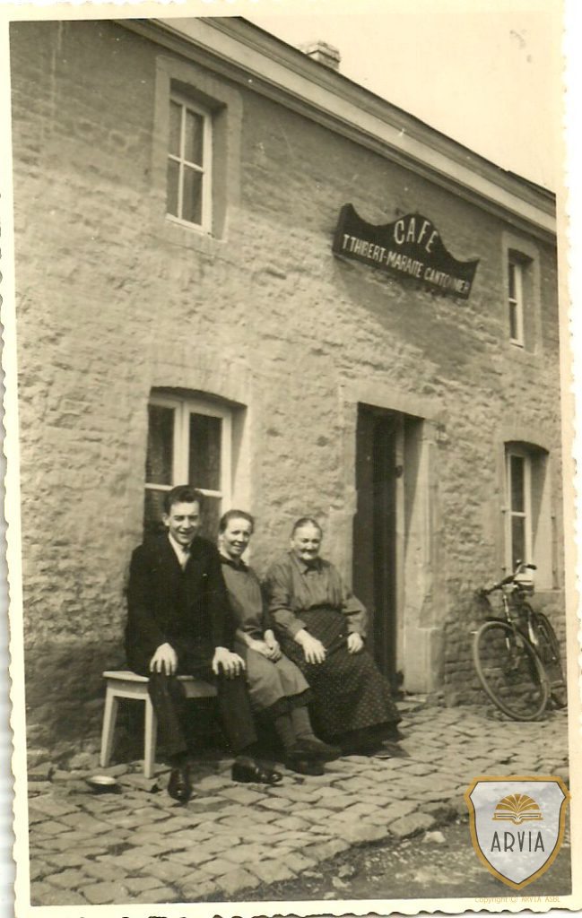 BOLLAND - ± 1930 - Café T. Thibert-Maraite Cantonnier - ARVIA Archives ...