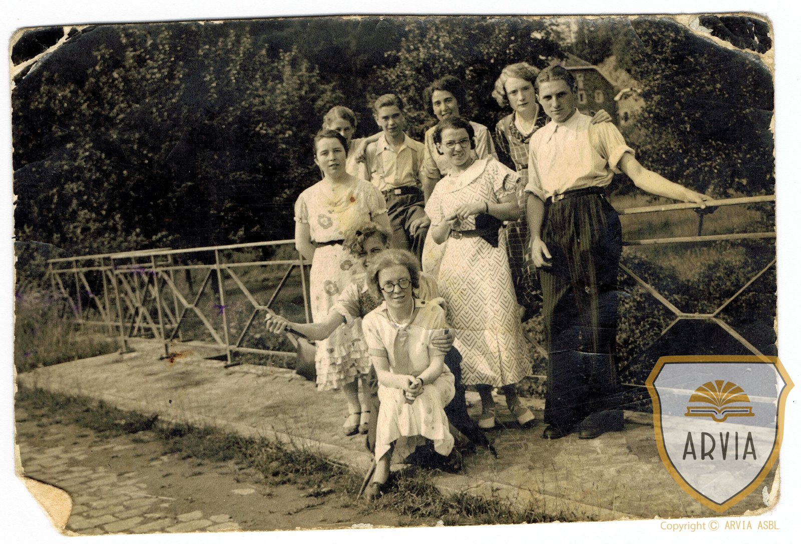 HERVE-±1930-2d°h-jean Rossius-3°Emilia Coutelier-Pierre Lavergne en bas ...