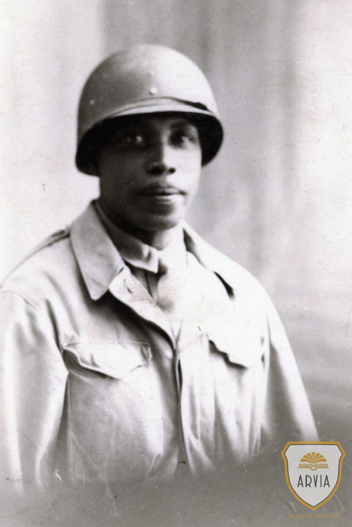HERVE-1944-Soldat US John Rives - ARVIA Archives Herve
