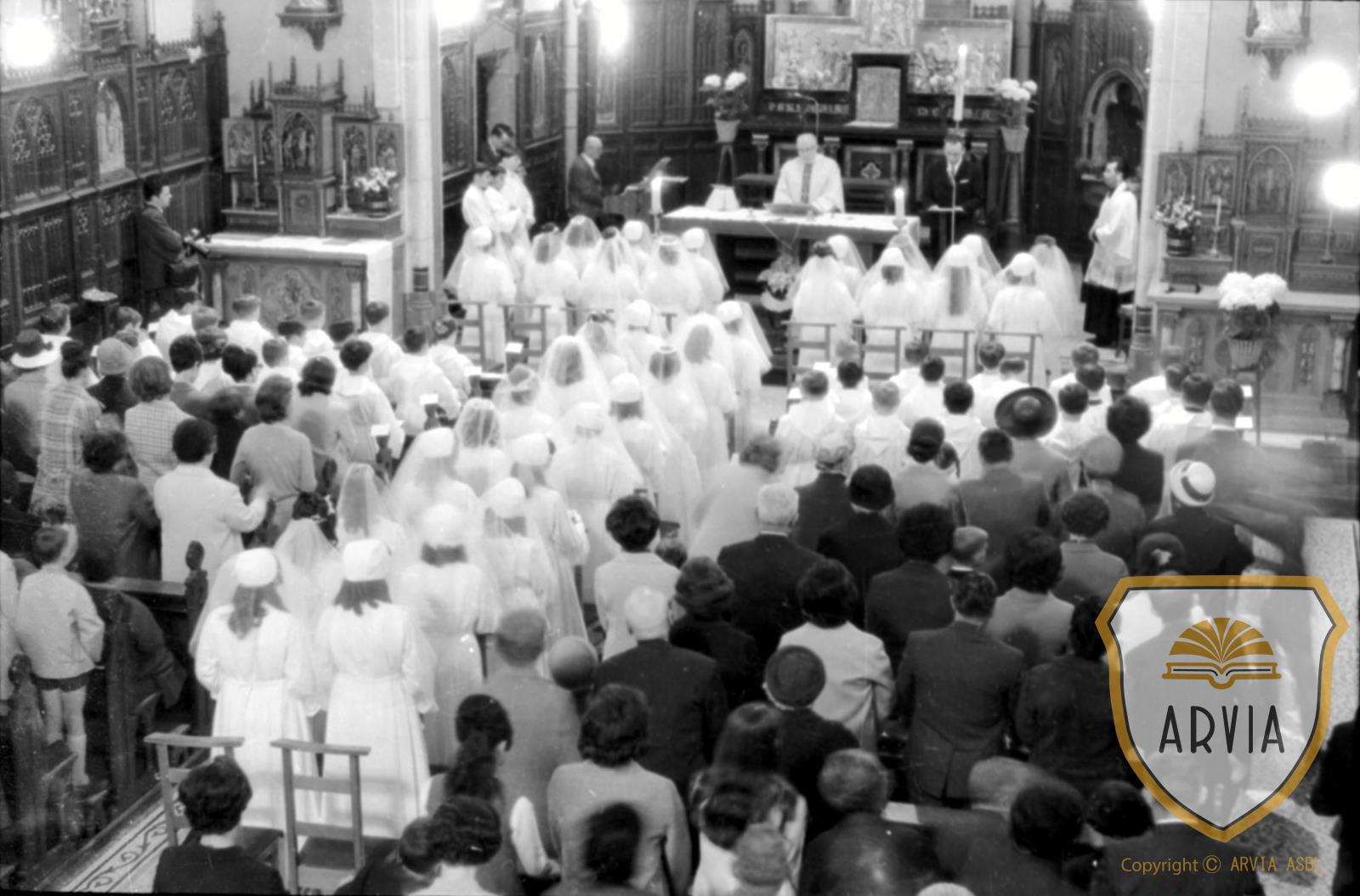 HERVE-1969-05-11-Communion Solennelle au collège - ARVIA Archives Herve