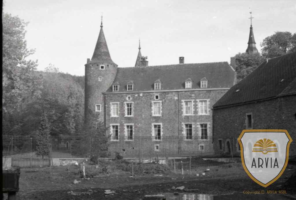 BOLLAND - 1979 - vues sur le château de Bolland - ARVIA Archives Herve